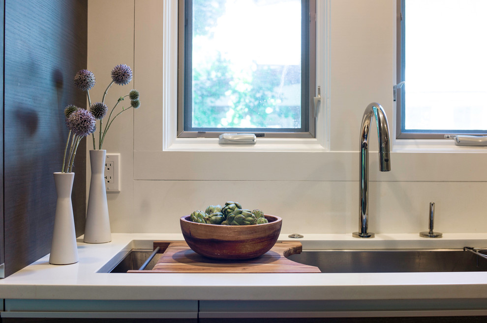 William - Contemporary - Kitchen - Chicago - by KitchenLab Interiors ...