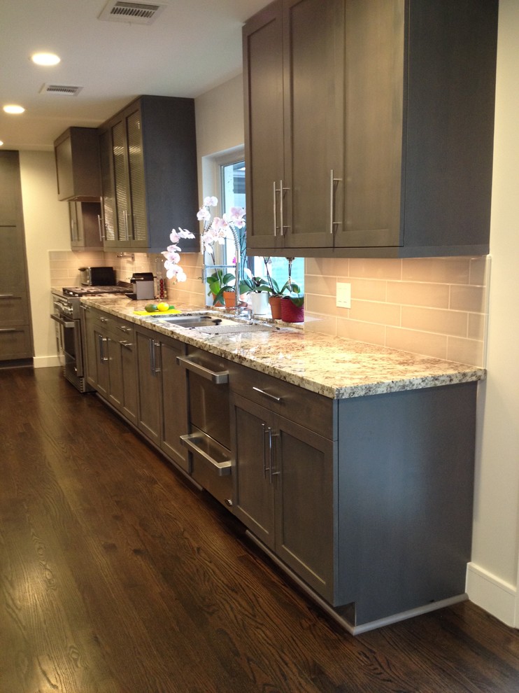 Willowbrook Kitchen Remodel - Contemporary - Kitchen - Houston - by ...