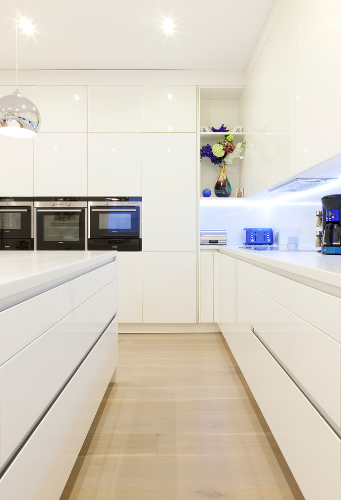 Wilton Street - Traditional - Kitchen - London - by MH Costa ...