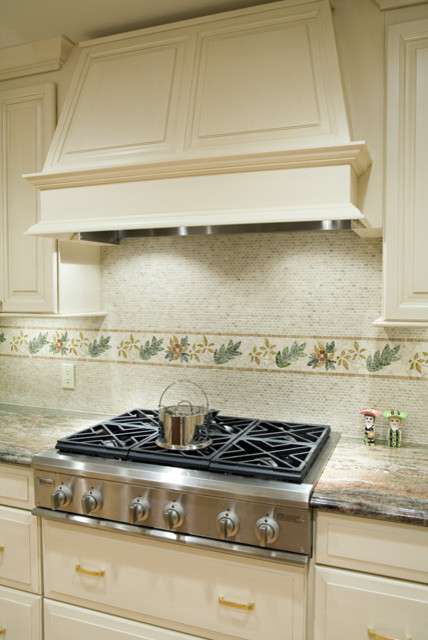 Windowless Kitchen - Traditional - Kitchen - DC Metro - by Pagenstecher ...