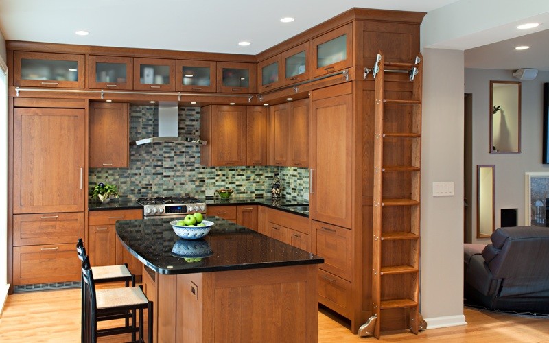 Windy City Retreat - Traditional - Kitchen - Chicago - by Marcel Page ...