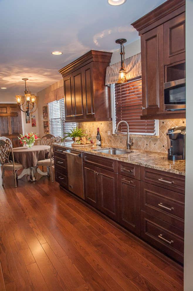 Wine Collectors Kitchen - Traditional - Kitchen - Detroit - by Sharer ...