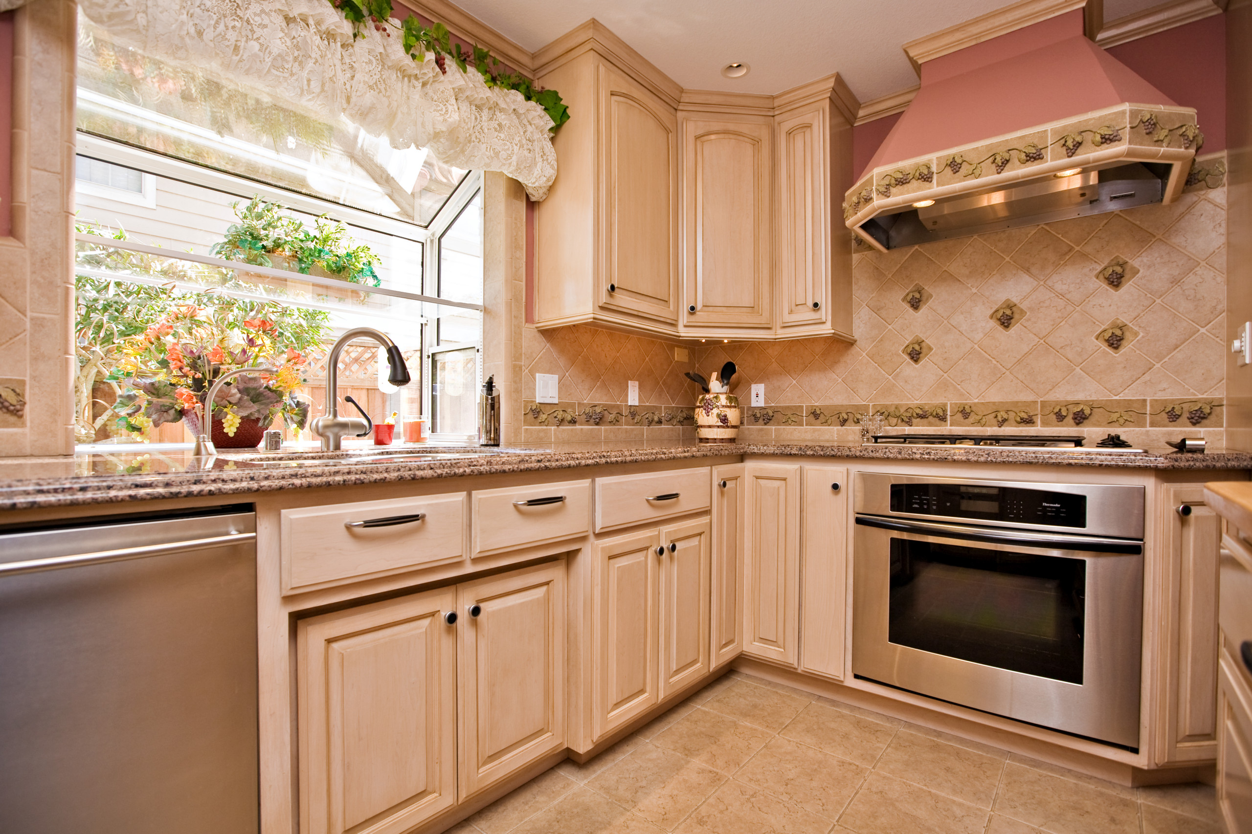 Modern Green Grape Kitchens Cabinet