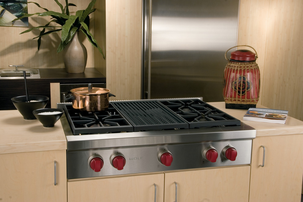 Wolf 36" Pro-style Gas Rangetop, Stainless Steel Natural Gas | SRT364C ...
