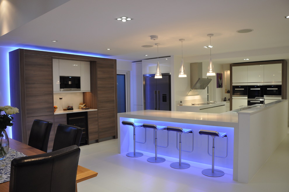 Wrap Around - Contemporary - Kitchen - Hertfordshire - by Fine Fitted ...
