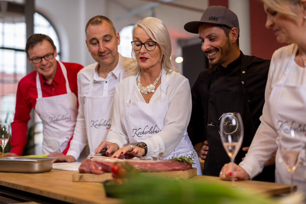 "Dresden kocht"- Kochevents im Industrieloft - Kitchen - Dresden - by MILANO küchen.werk GmbH ...