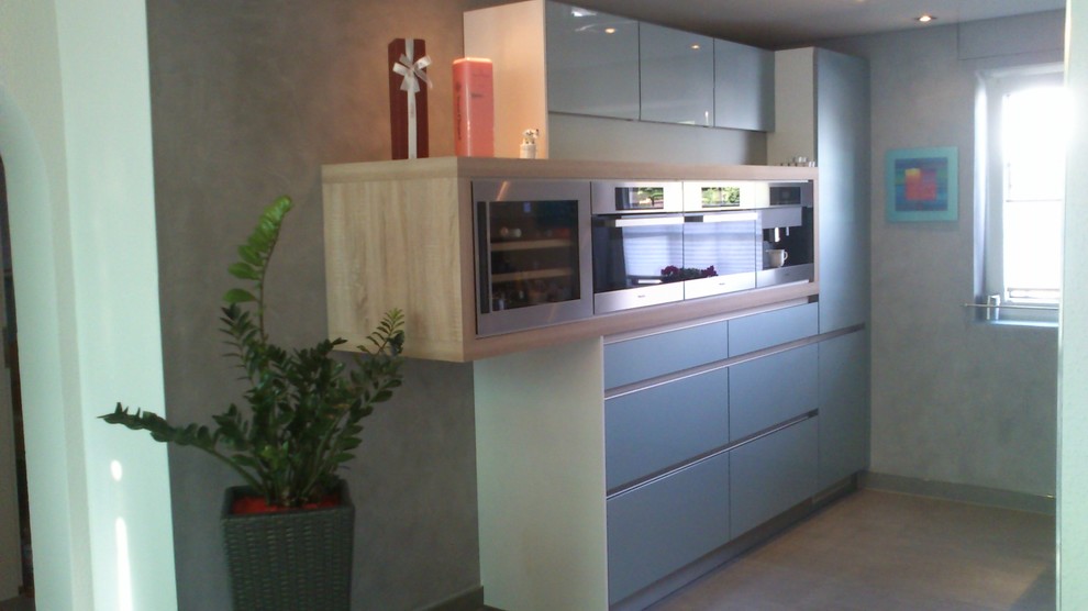Elektro in Line - Kitchen - Essen - by Schröder Küchensysteme | Houzz