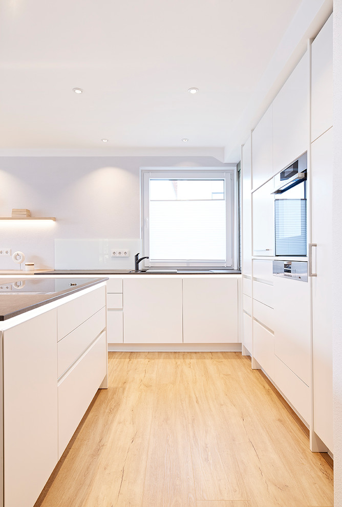 Sasha Rossmann_02 - Modern - Kitchen - Munich - by photographie Eduard ...