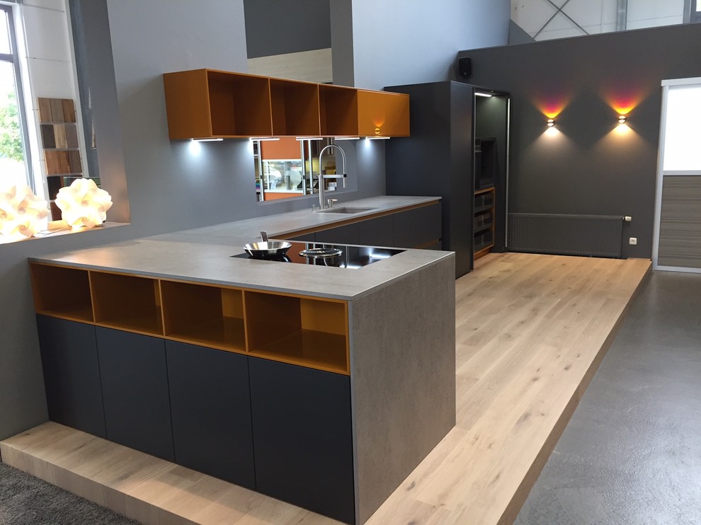 Unser Showroom - Contemporary - Kitchen - Munich - by Dross & Schaffer ...