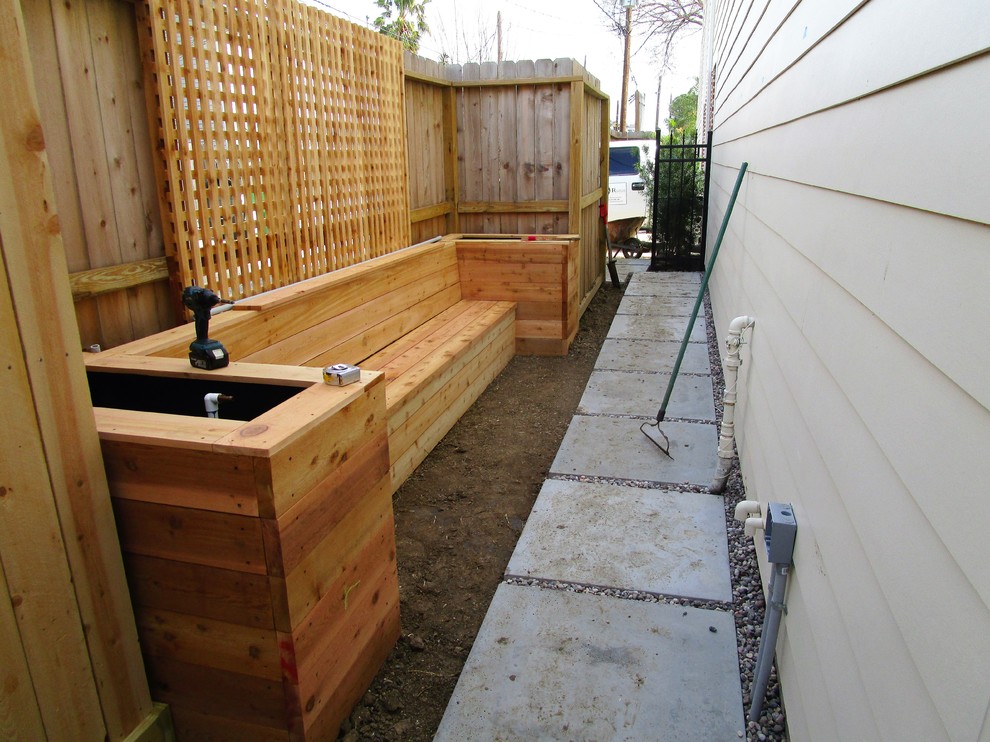 A Grass Alley Becomes a Relaxing Spot to Sit and Grow Herbs and Flower ...