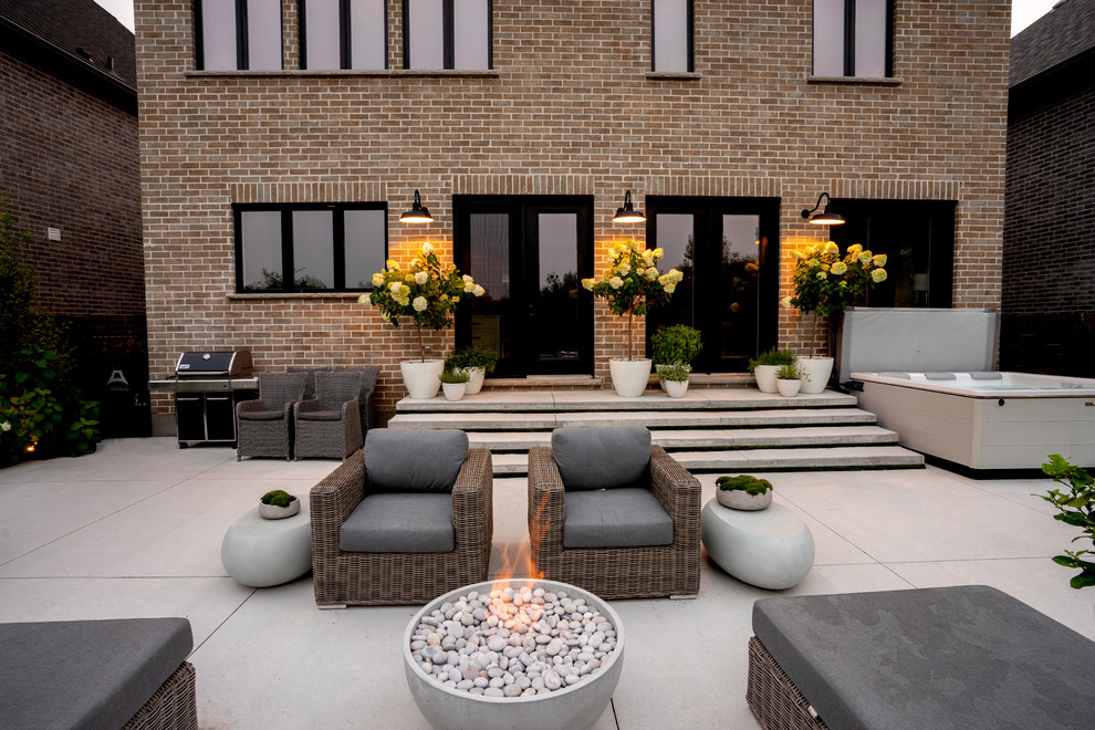 A Modern Experience - Modern - Patio - Toronto - by Earthscape ...