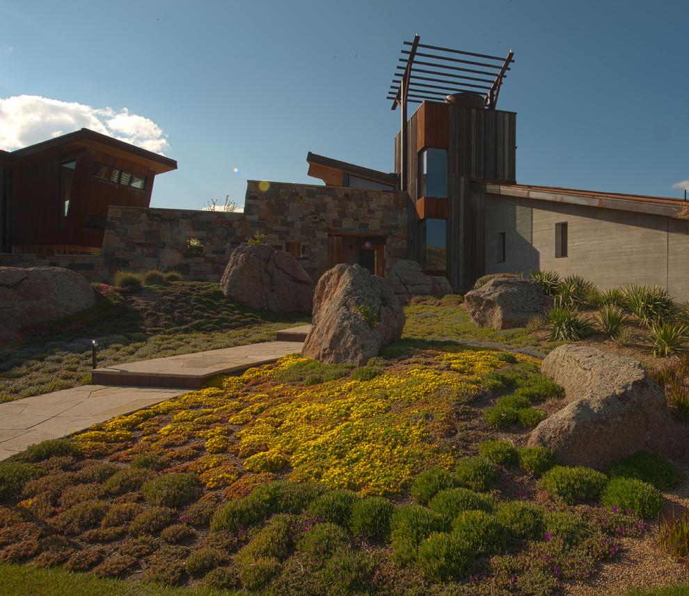 A Virtuous Garden, Far Beyond Form & Emptiness - Contemporary ...