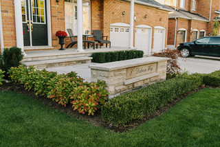 Address Wall Detail - Traditional - Landscape - Toronto - by LandArt ...