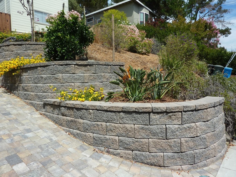 Allan Block Classic Collection - Farmhouse - Landscape - San Francisco ...
