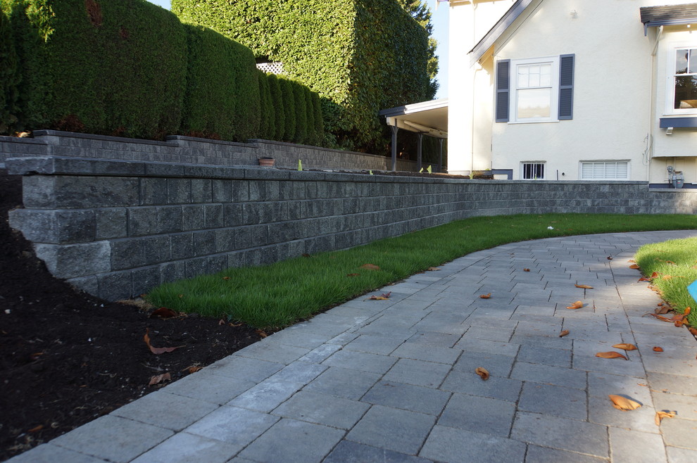 Allan block Wall - Modern - Landscape - Other - by Yucca Landscape | Houzz