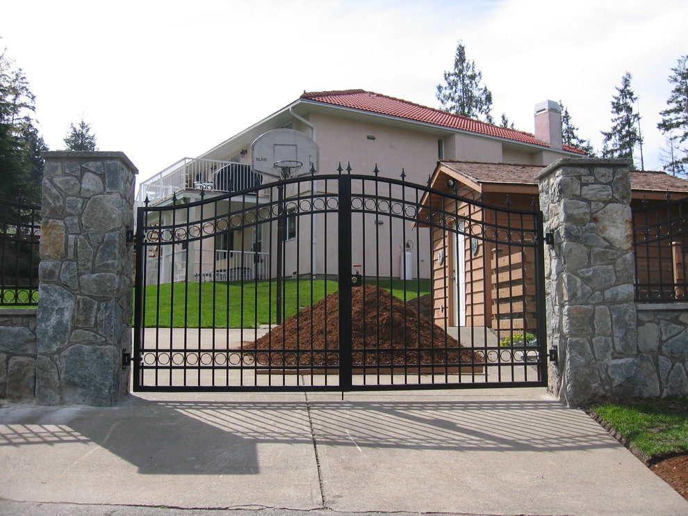 Aluminum Driveway Gates - Garden - Vancouver - by Tedford Overhead ...