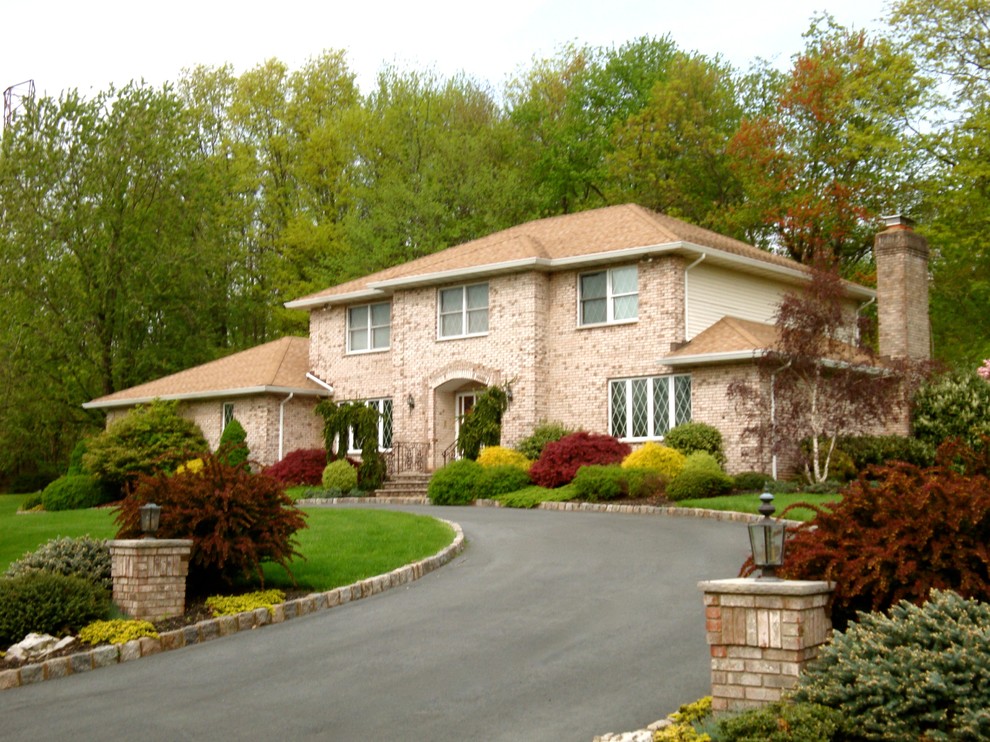 AN ELEGANT ESTATE - Traditional - Landscape - New York - by ...