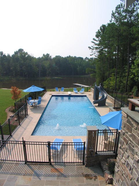 Apex Swimming Pool at New American Farmhouse - Campagne - Piscine ...