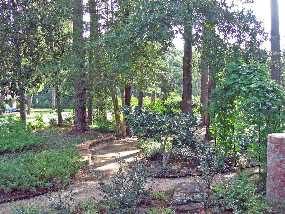 Arboretum landscape in Cleveland Texas - Traditional - Landscape ...