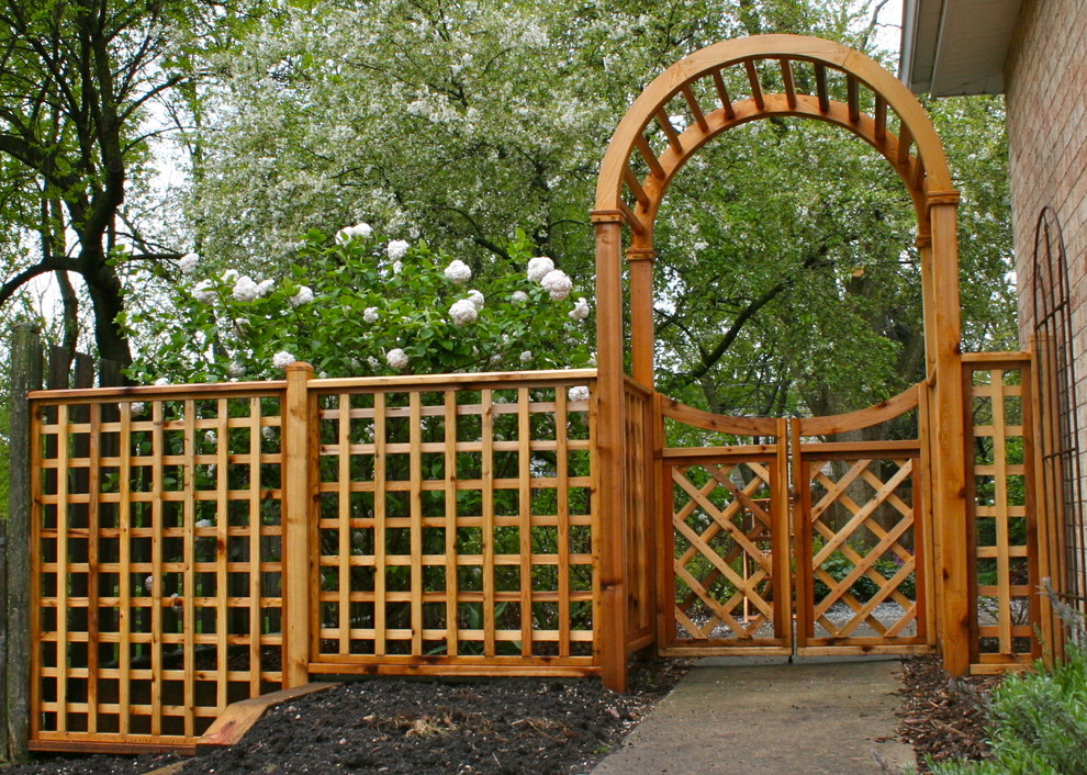 Craftsman Style Deck Trellis