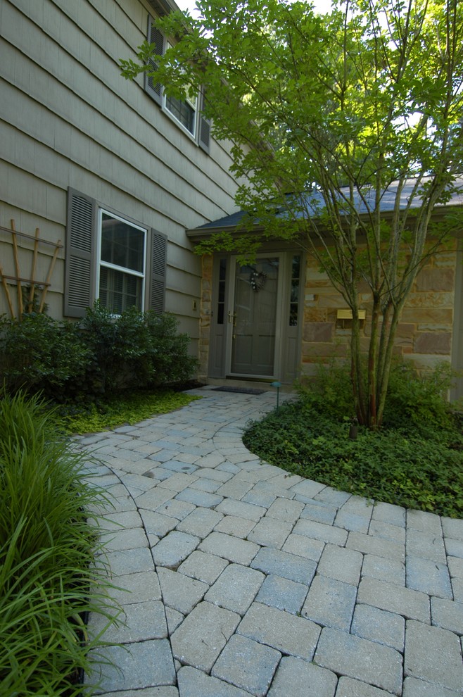Architectural Concrete Paver Patios - Clásico - Jardín - Portland ...