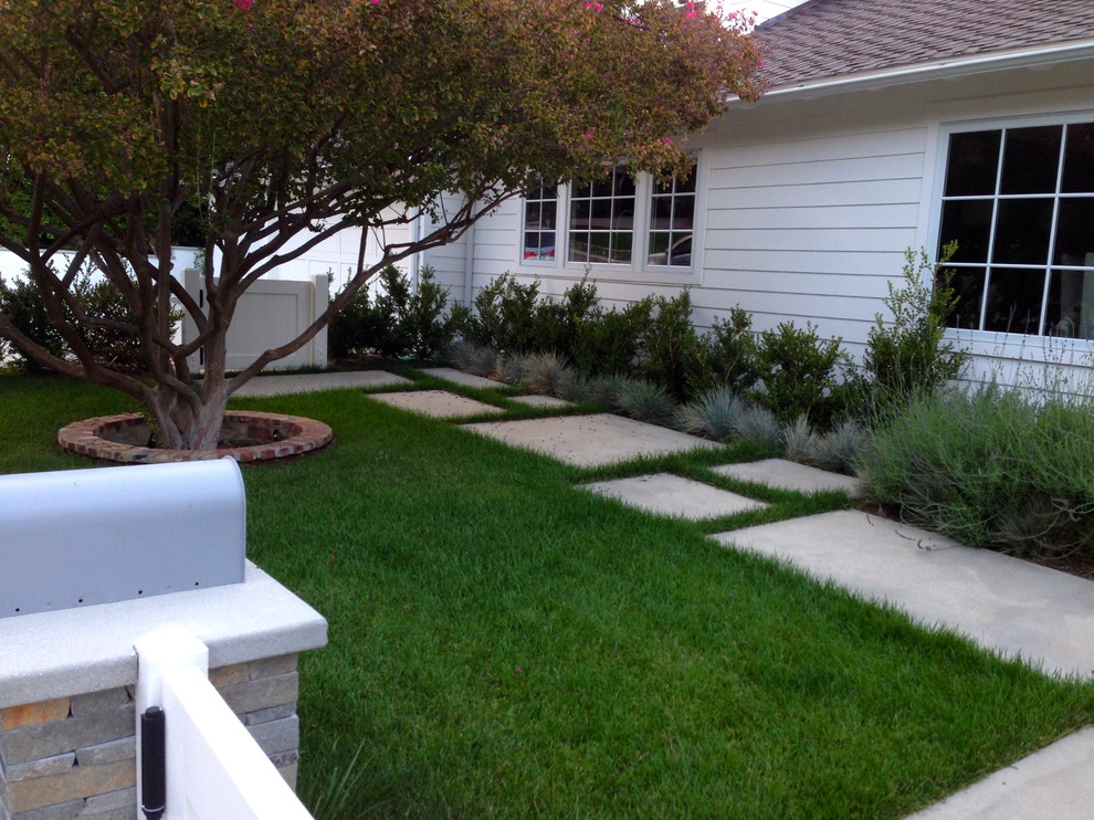 Ashley Oaks - Traditional - Landscape - Los Angeles - by Trinity ...