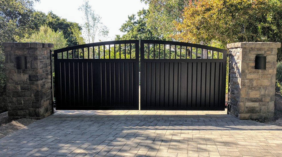 Automatic ornamental iron driveway gates - Landscape - San Francisco ...