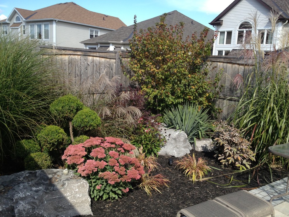 Backyard 2 - Traditional - Landscape - Ottawa - by Green Roots ...