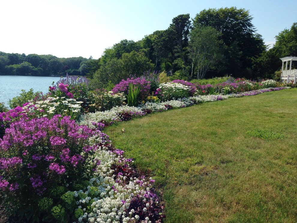 BEFORE/AFTER VIEW CLEARING-CONSERVATION COMMISSION - Classique - Jardin ...