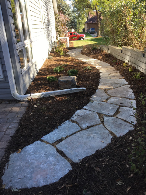 Bluestone curved path - Garden - Minneapolis - by Living Space ...