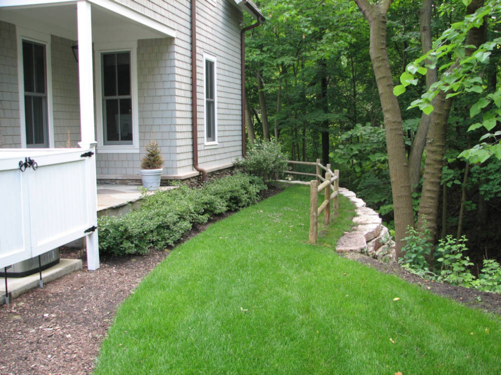 Bluestone Ravine - Landscape - Chicago - by Schmechtig Landscapes | Houzz