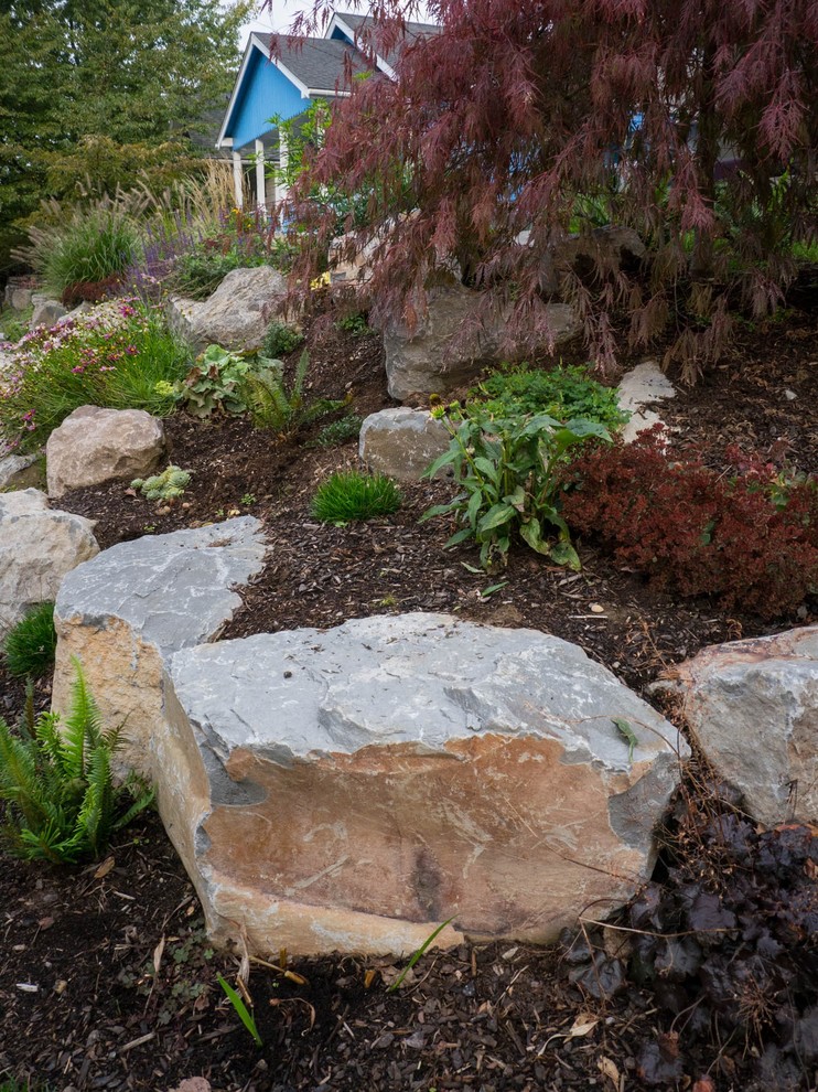 Boulder Retaining Wall - Sellwood - Traditional - Garden - Portland ...
