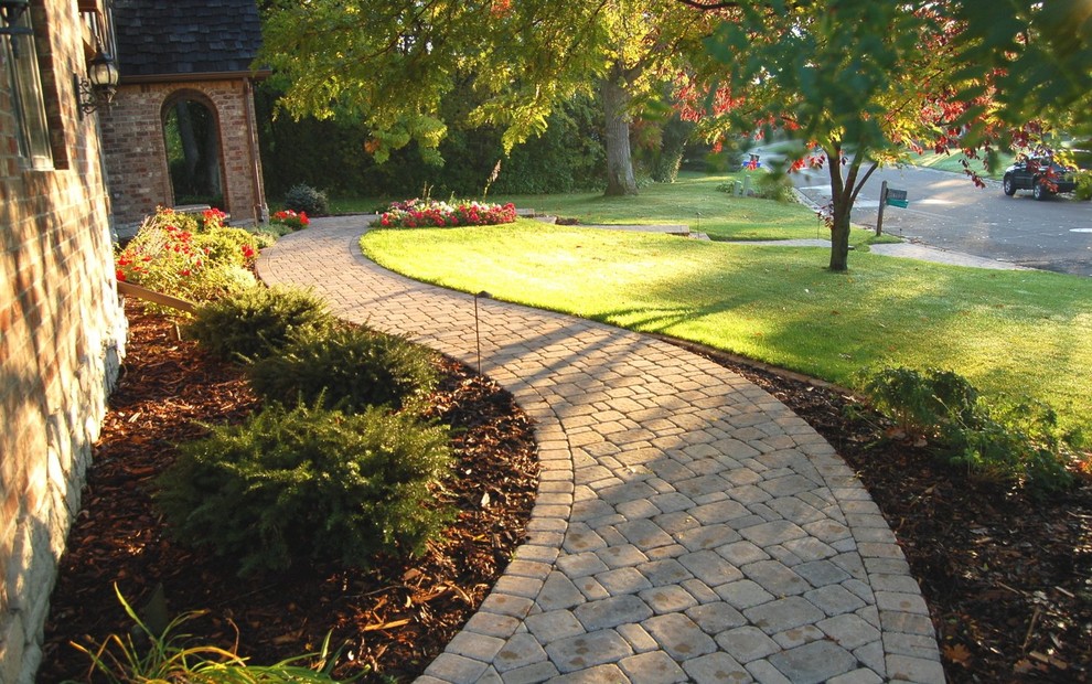 Brick - Traditional - Landscape - Minneapolis - by Blackstone Hardscape ...