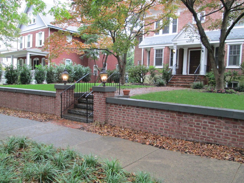 Brick Retaining Wall - Landscape - Wilmington - by DiSabatino ...