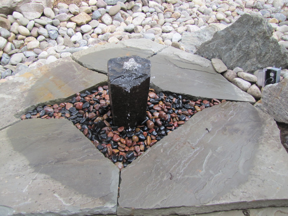 Bubbler Detail - Traditional - Landscape - DC Metro - by Hughes ...
