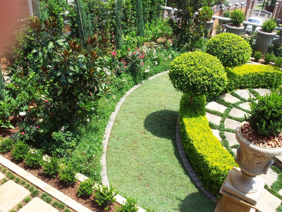 Capital Park - Traditional - Landscape - Other - by Helét van Blerk | Houzz