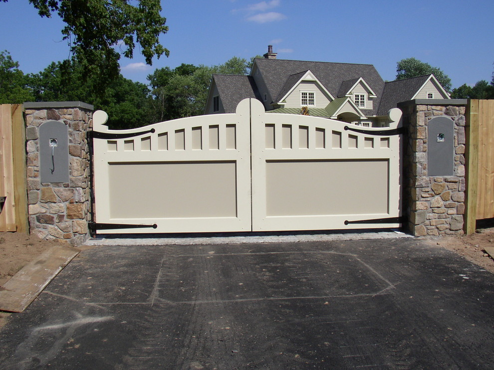 Carriage & Gates - Traditional - Landscape - Other - by Historic Doors ...