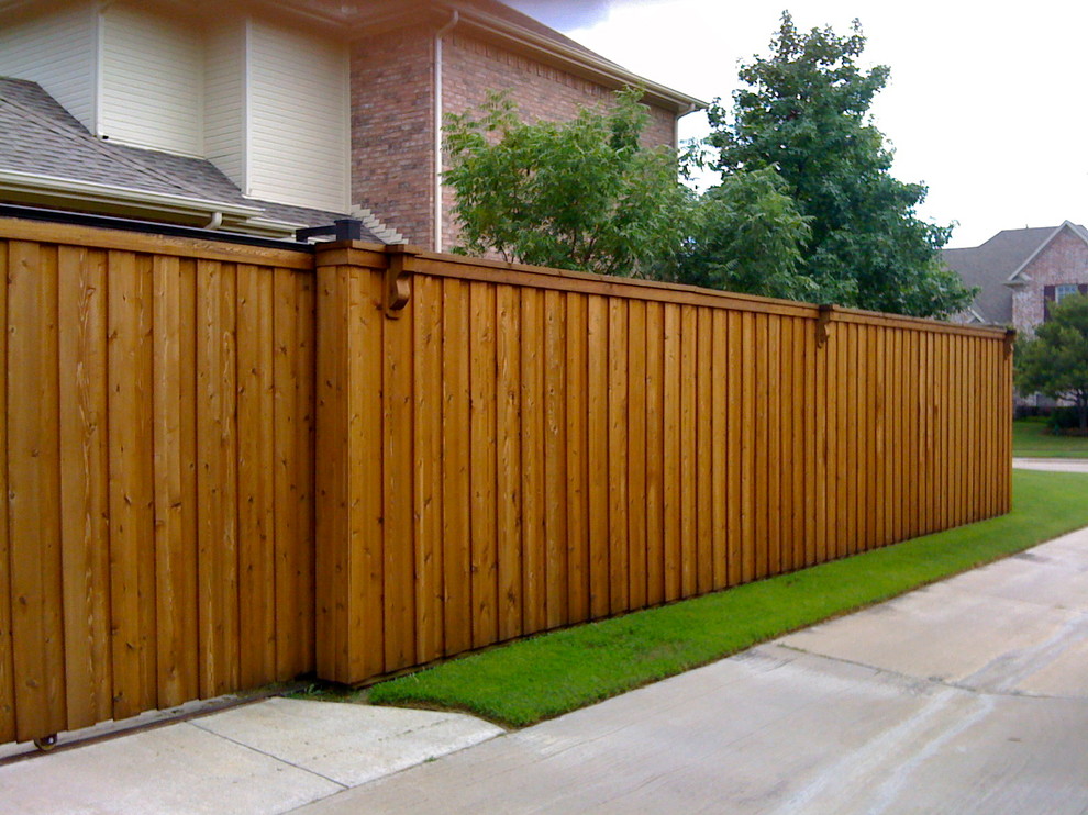 CEDAR FENCE GATES COLUMNS SEATING - Traditional - Landscape - Dallas ...
