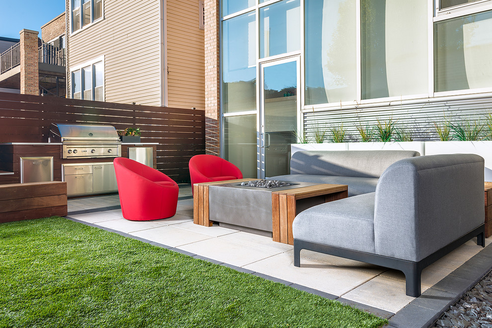 Chicago Wrigleyville Backyard - Contemporary - Landscape - Chicago - by ...