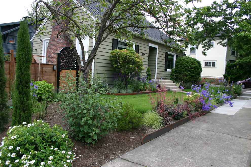 City Patio - Traditional - Landscape - Portland - by Rachel's Landscape ...