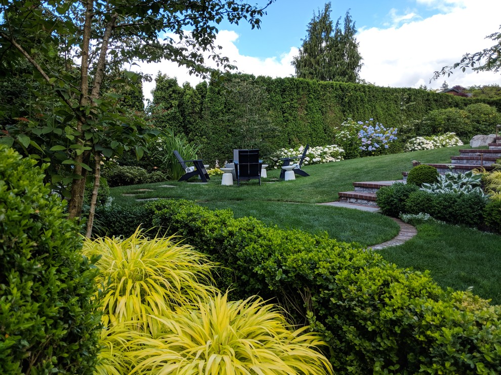 Classic Beauty- Clyde Hill - Traditional - Landscape - Seattle - by ...