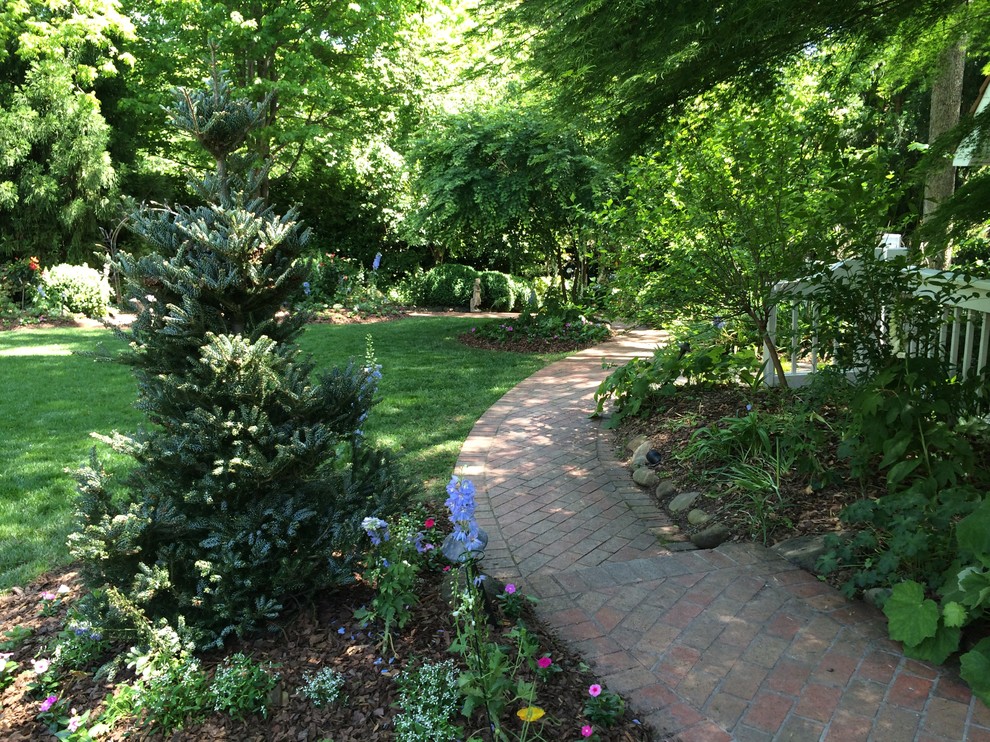 Classic Garden in Atlanta, GA - Traditional - Landscape - Atlanta - by ...