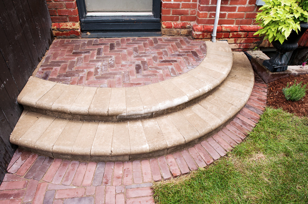Cobble Stone Front Entrance - Traditional - Landscape - Toronto - by ...