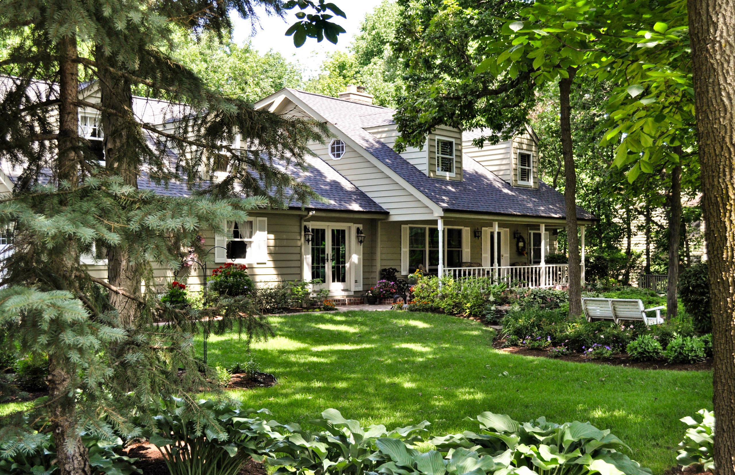 Landscaping For Colonial Style Home Colonial Home Landscape Photos