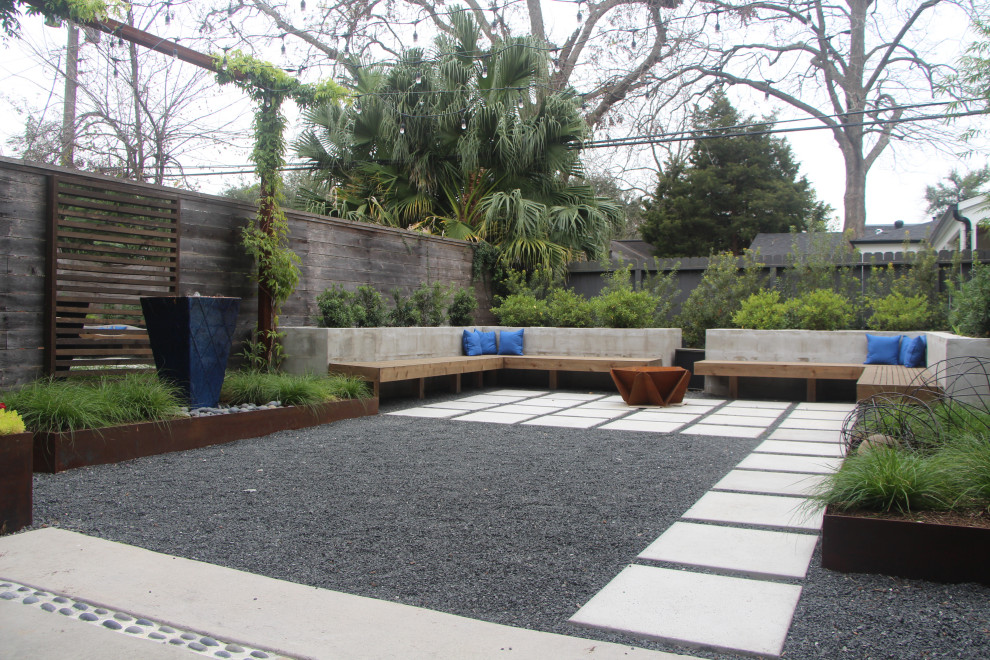 Contemporary Outdoor Rooms for Entertaining - Contemporary - Landscape ...