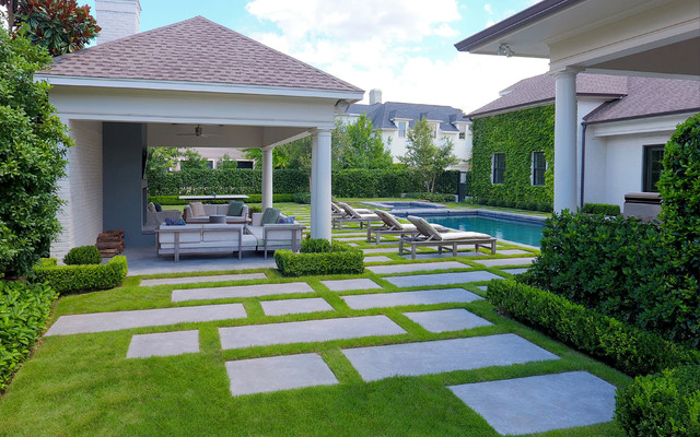 Contemporary Southern Colonial – East Shore, The Woodlands ...