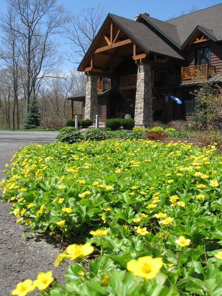 Country casual landscape Kent, CT - Traditional - Landscape ...