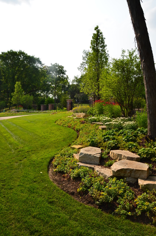 Country Estate Entrance - Traditional - Landscape - Chicago - by ...