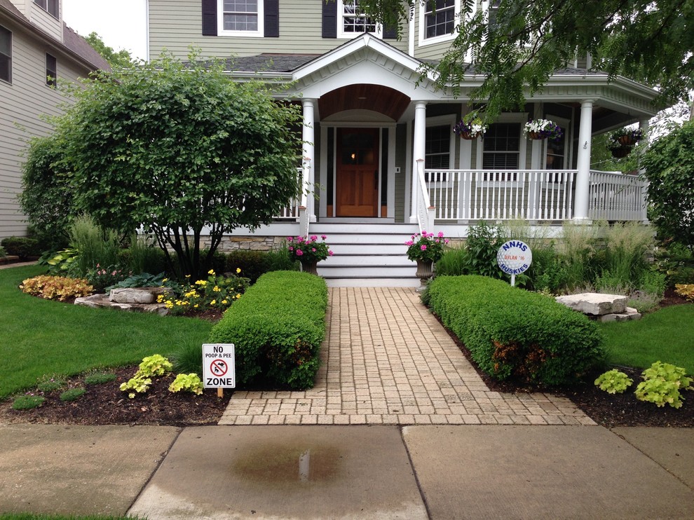 Curb Appeal - Landscape - Chicago - by Eco Scapes, Inc. | Houzz