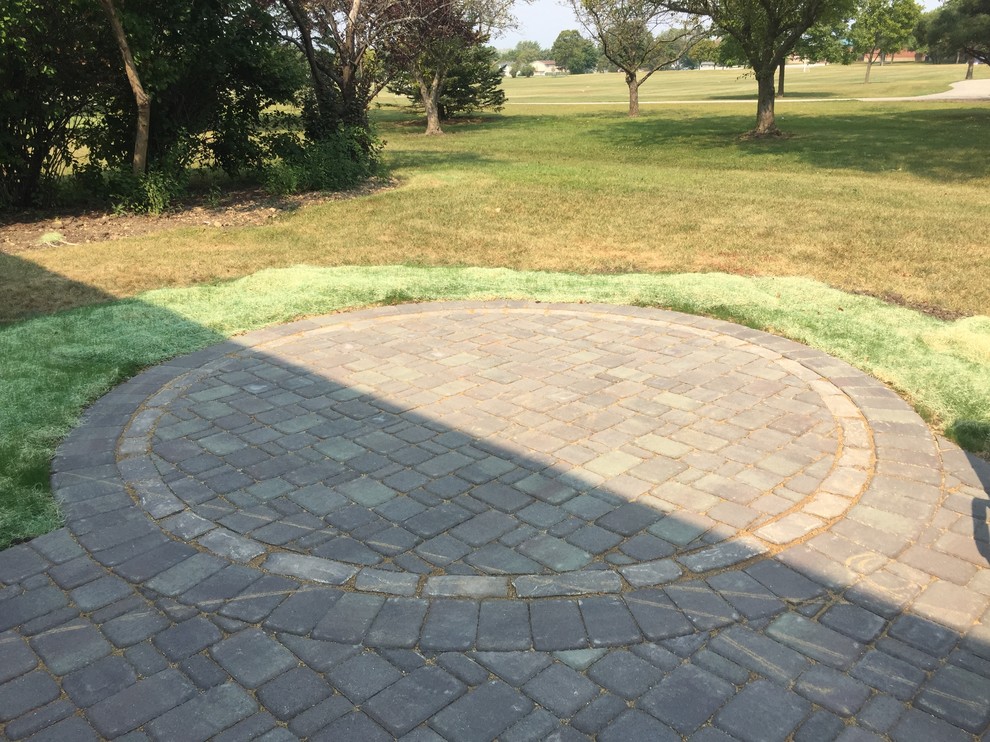 Curved Belgard Paver Patio Design by Lombard, IL patio designer ...